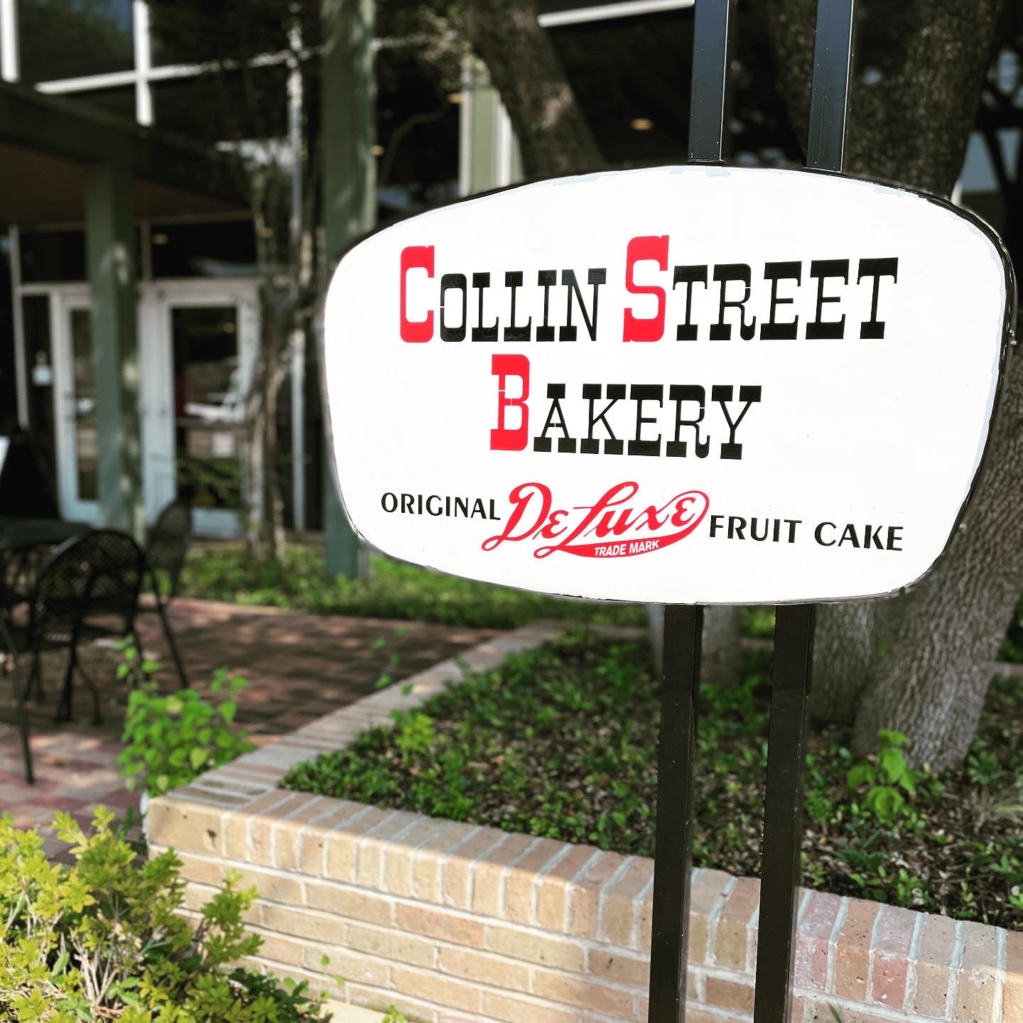Food Pioneer: Collin Street Bakery – Amanda Bright Designs
